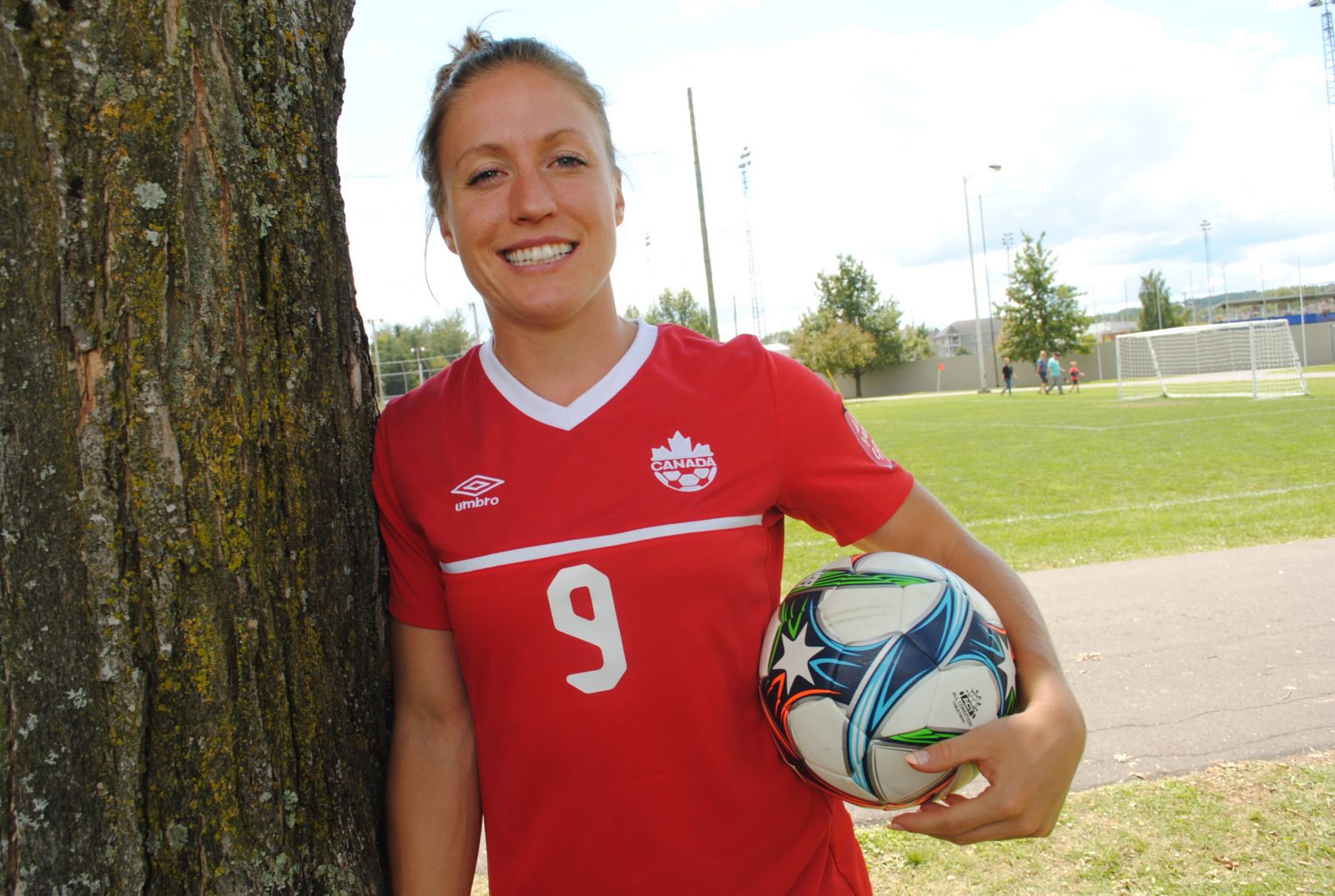 JOSÉE BÉLANGER AU TEMPLE DE LA RENOMMÉE DE SOCCER QUÉBEC - CIGN FM96.7