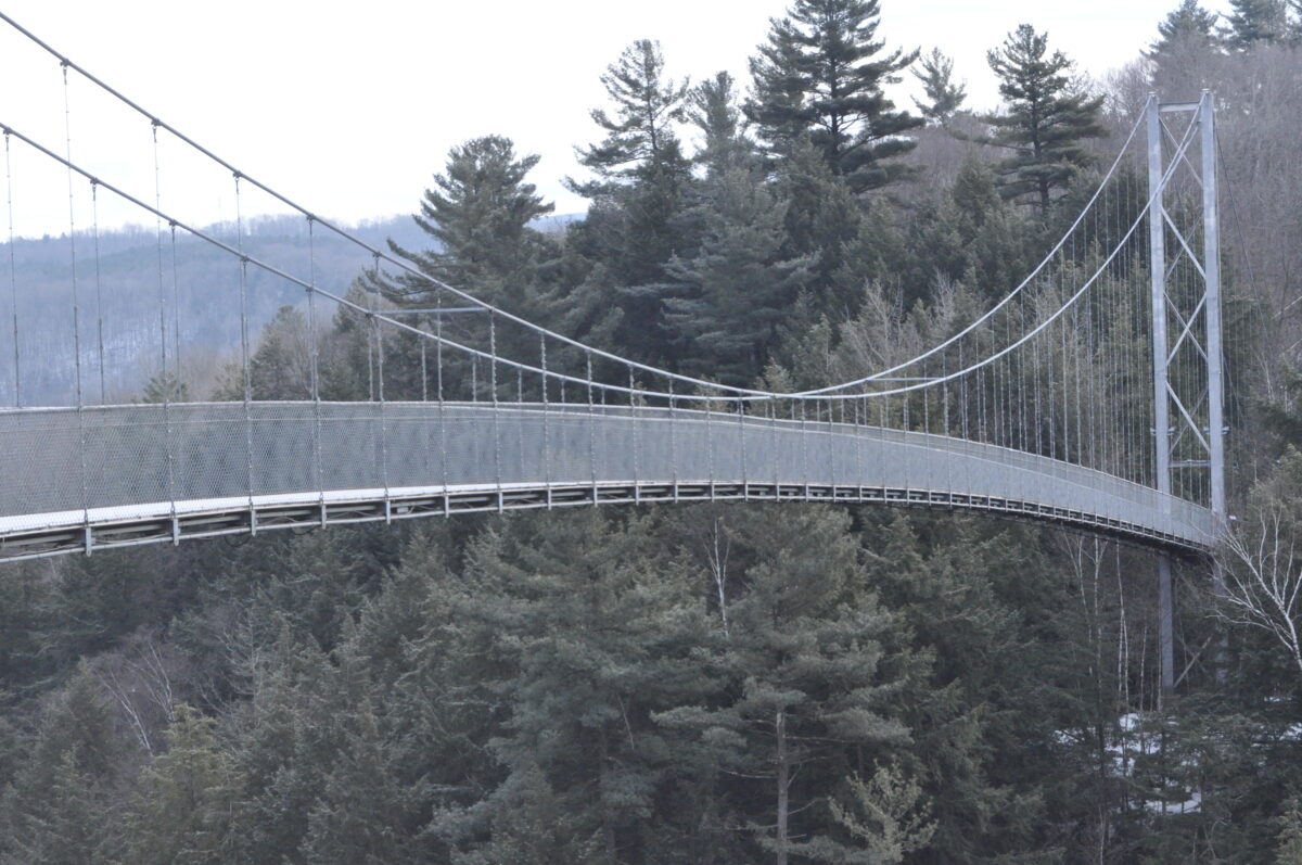 21 500 $ POUR UNE INSPECTION COMPLÈTE DU PONT SUSPENDU DU PARC DE LA ...