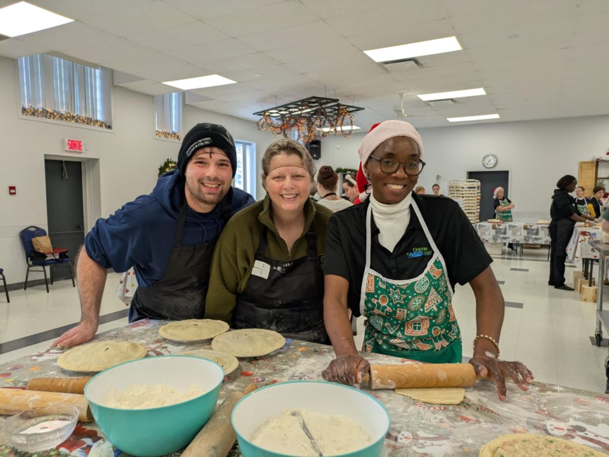 445 ensembles pour la Cuisine collectives des Fêtes - CIGN FM96.7
