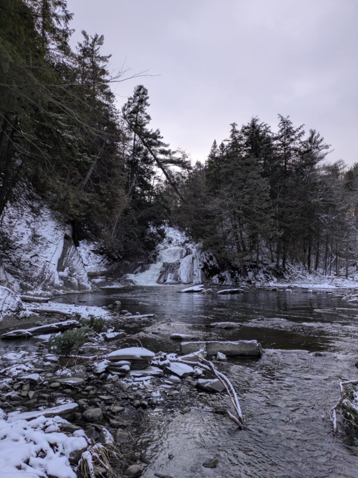Barrage de la Chute-Burroughs : Stanstead-Est s’oppose à la démolition ...